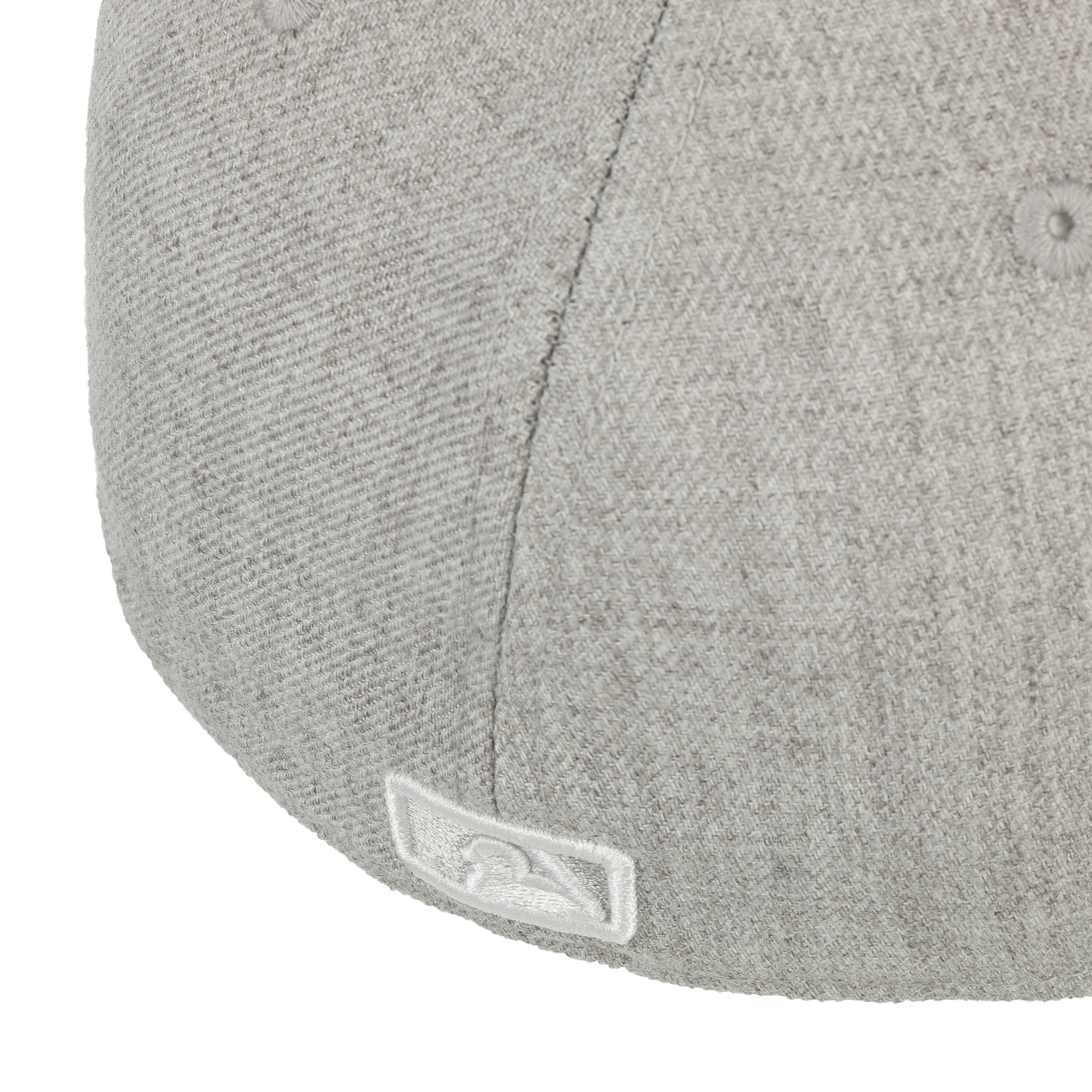 59Fifty MLB Basic NY Cap by New Era - £38.95