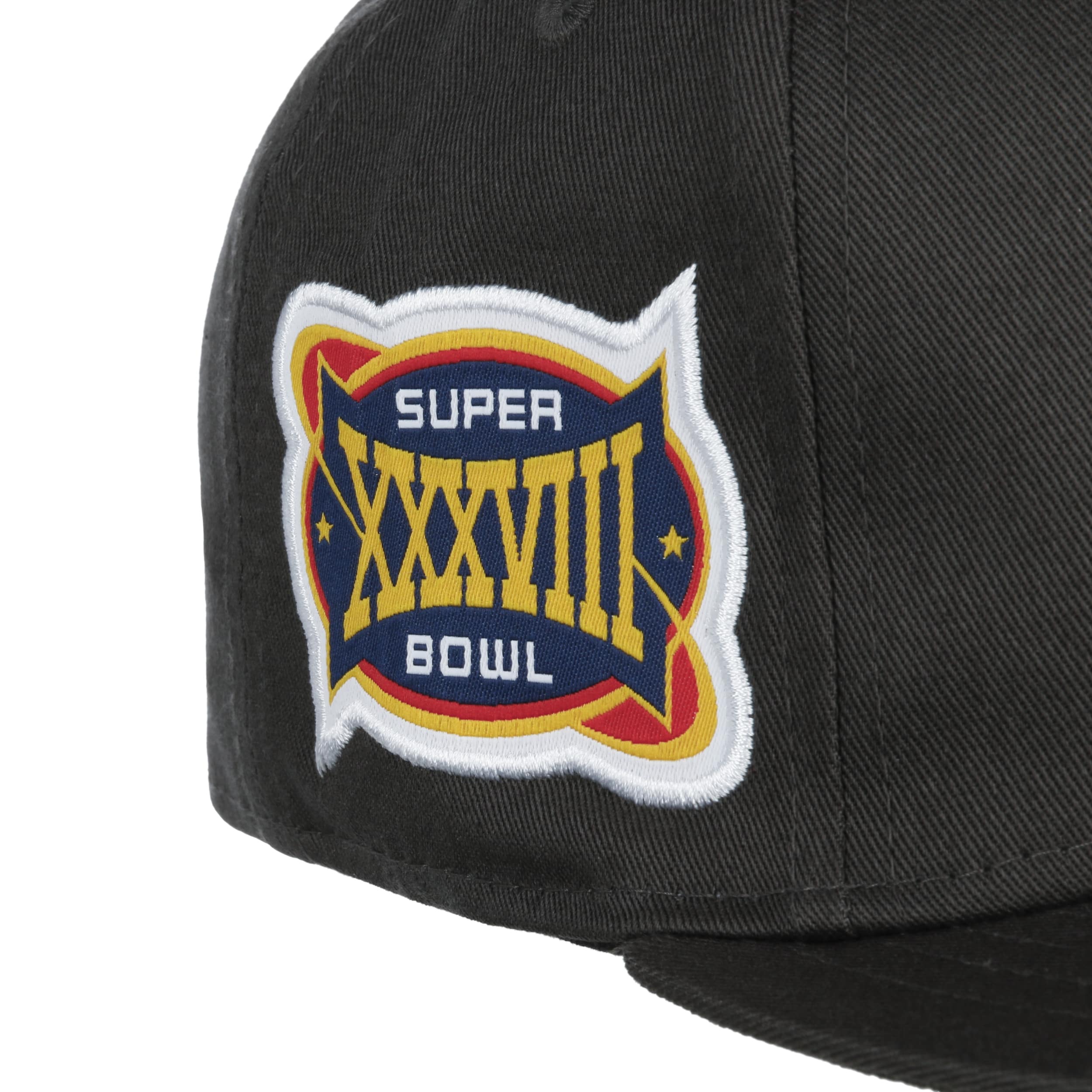 59Fifty NFL Buccaneers Side Patch Cap by New Era - £40.95
