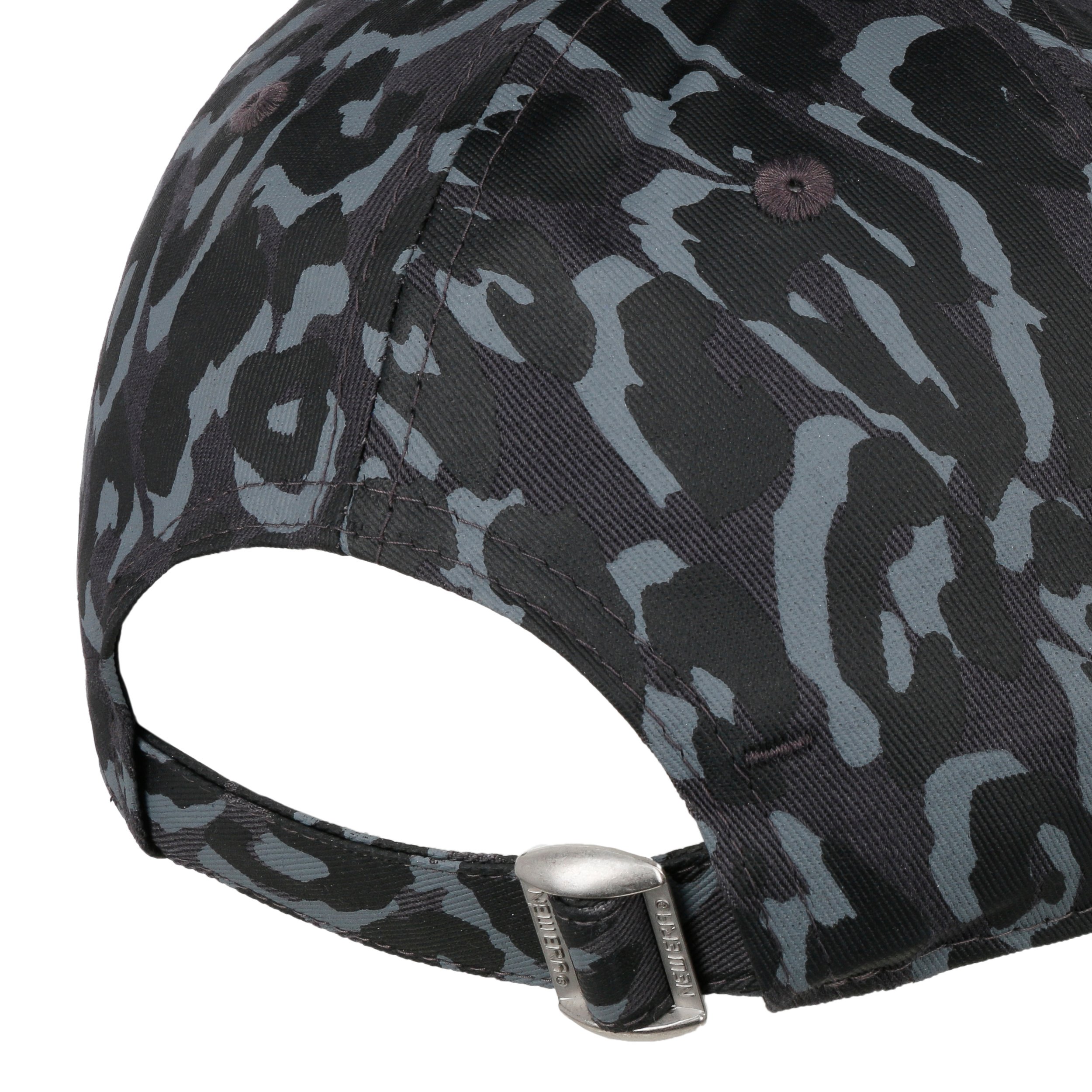 9Forty Allover Camo NY Cap by New Era - £25.95