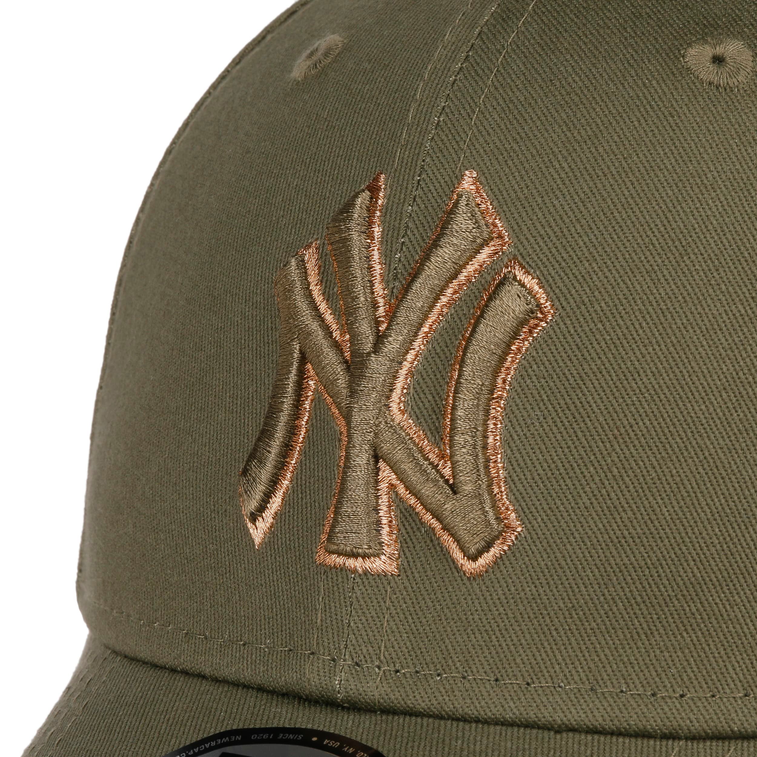 9Forty Metallic Outline NY Cap by New Era - £26.95