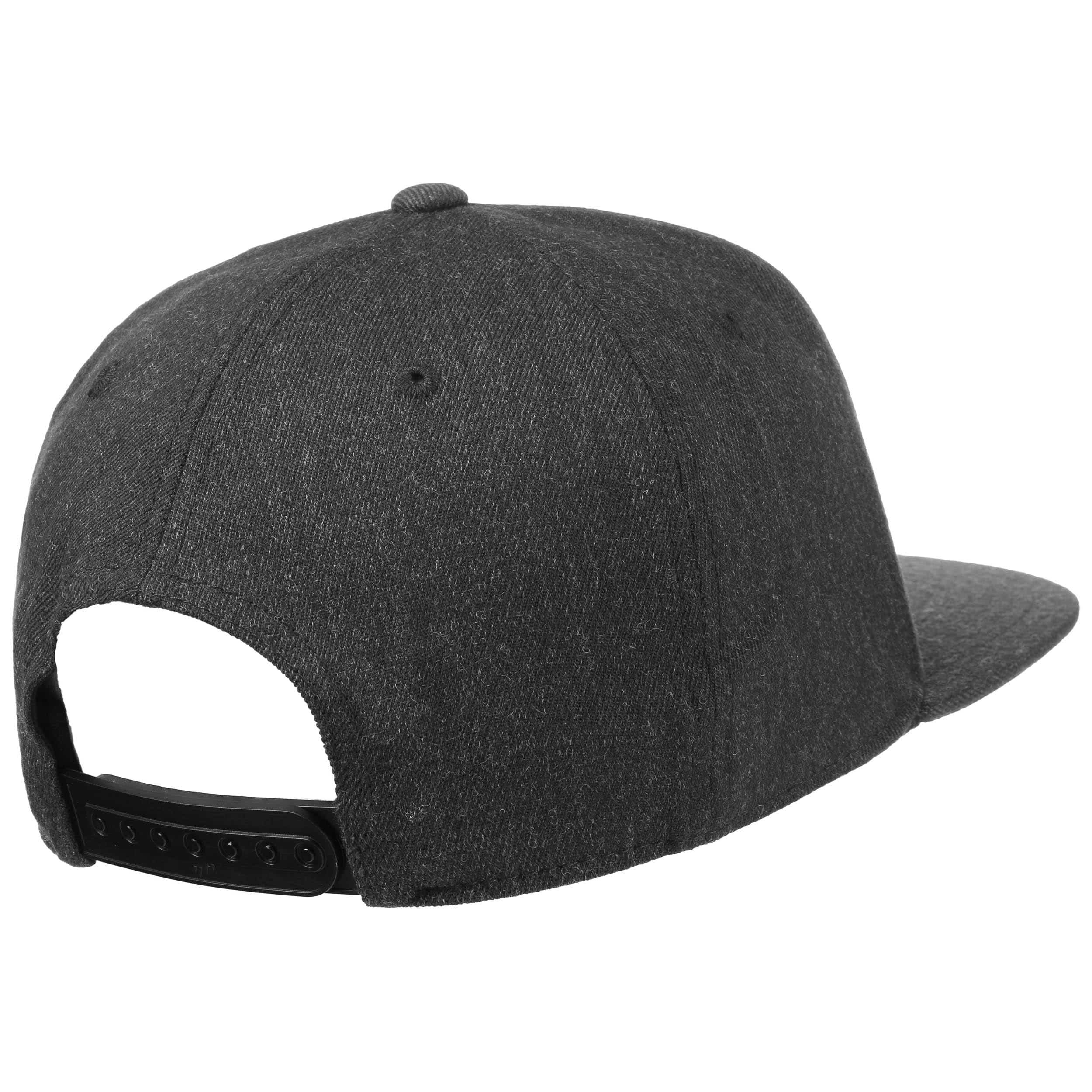Bevel 110 Snapback Cap by Volcom - £29.95