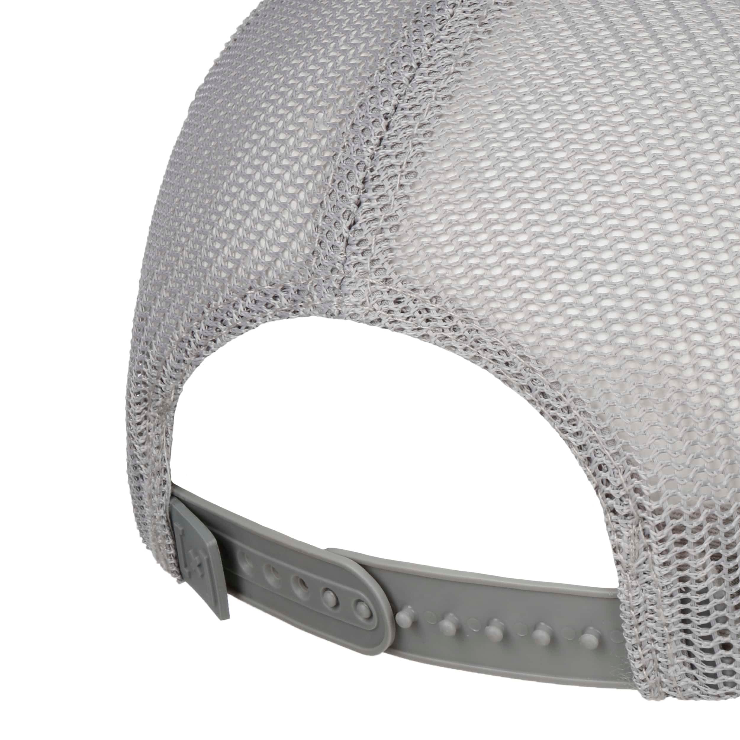 Bugs Bunny Trucker Cap by Capslab - £31.95