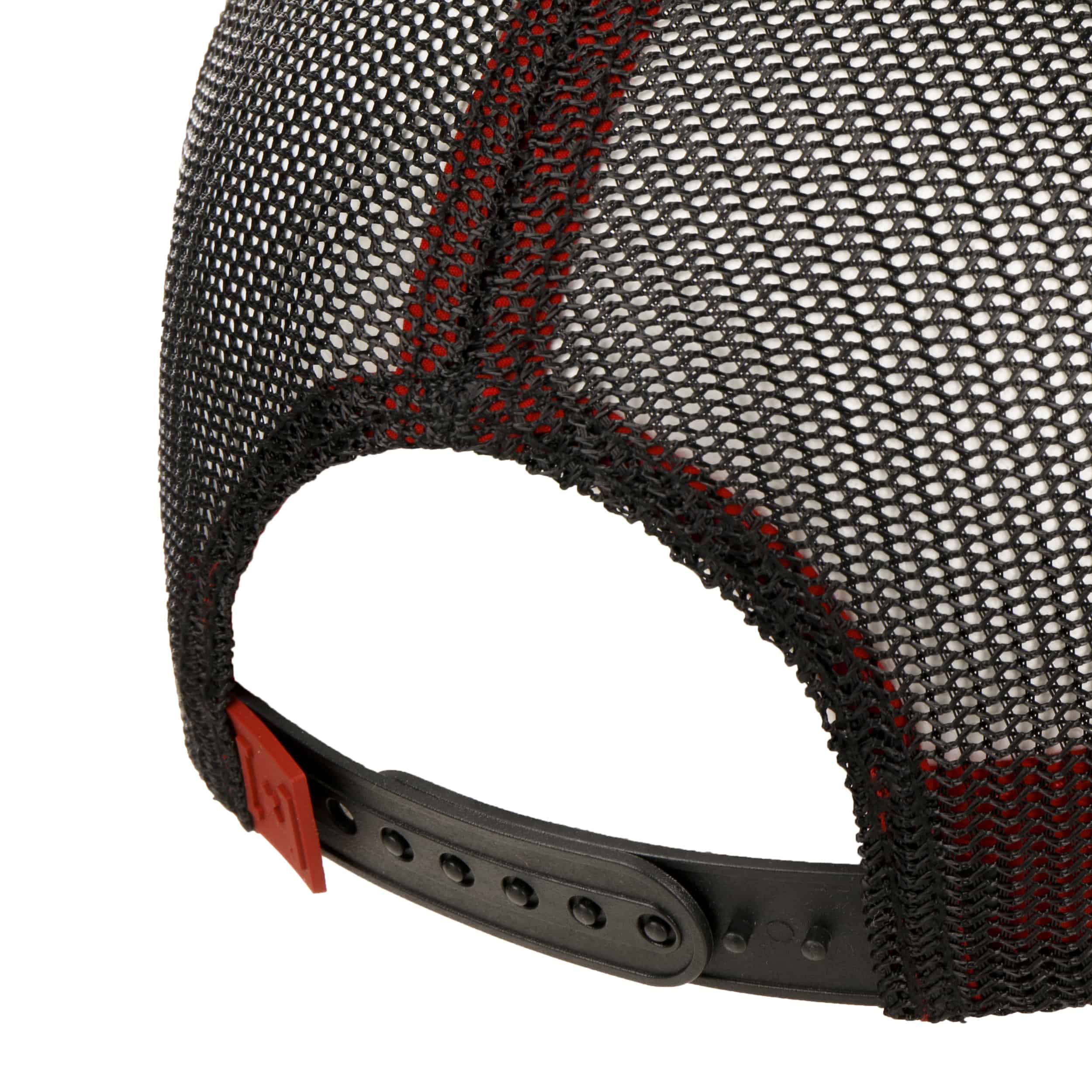 Marvel Deadpool Cap by Capslab - £28.95