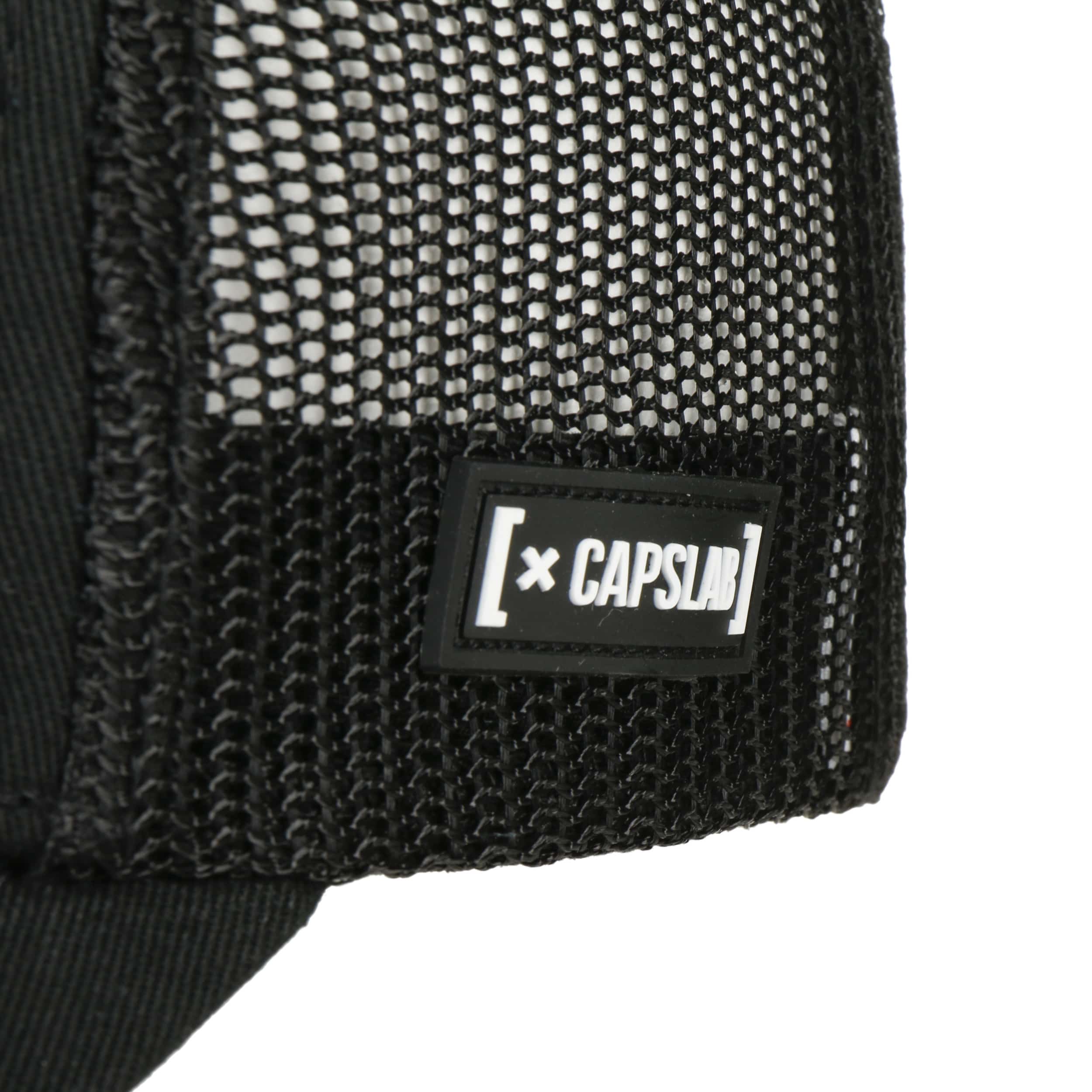 Pokémon Pokeball Cap by Capslab - £31.95